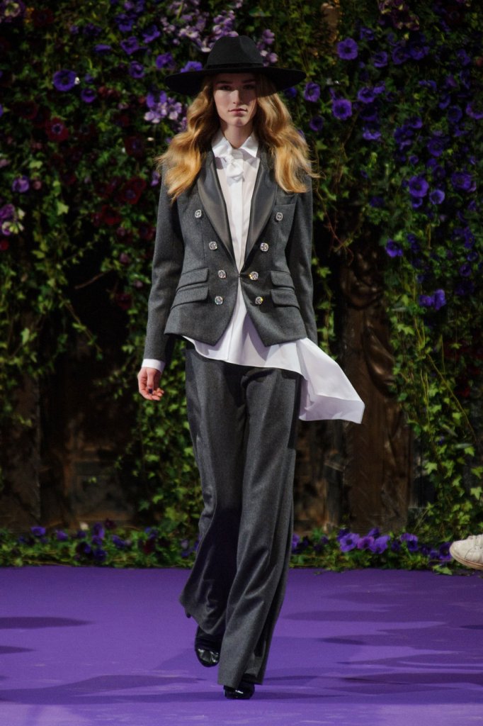 艾历克西斯·马毕 Alexis Mabille 2014秋冬时装发布秀 - Paris Fall 2014-天天时装-口袋里的时尚指南