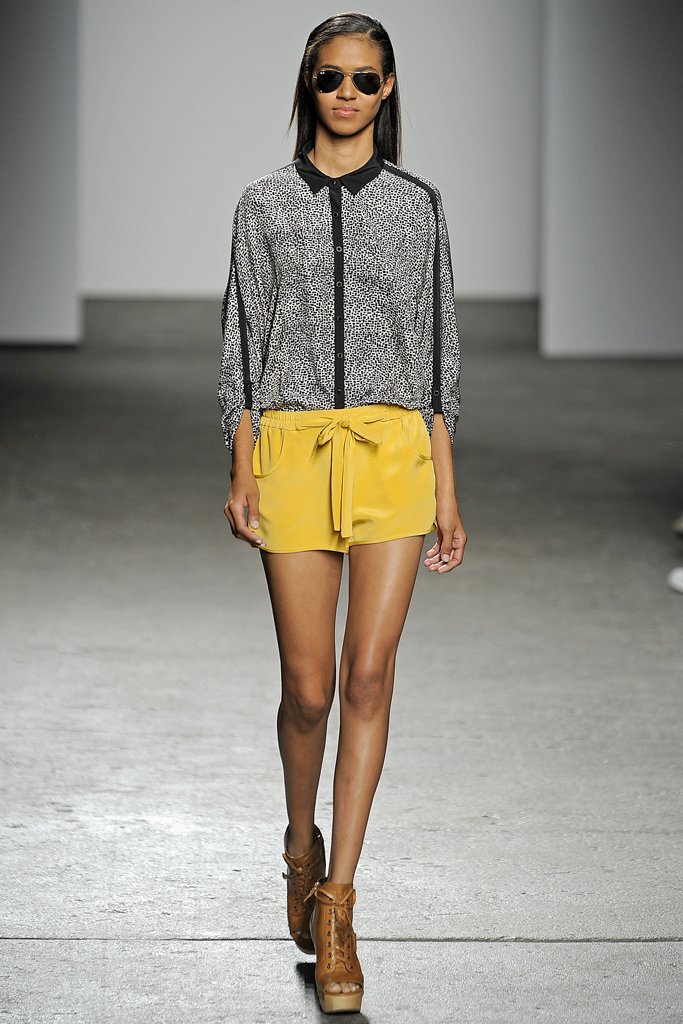 Cynthia Steffe 2011春夏高级成衣系列时装发布秀 — New York Spring 2011-天天时装-口袋里的时尚指南