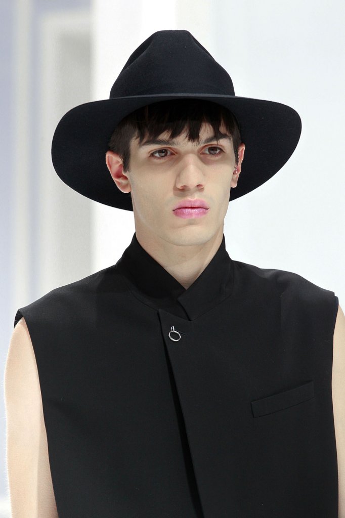Dior Homme 2012春夏系列男装发布秀(细节部分) - Paris Spring 2012 Menswear-天天时装-口袋里的时尚指南