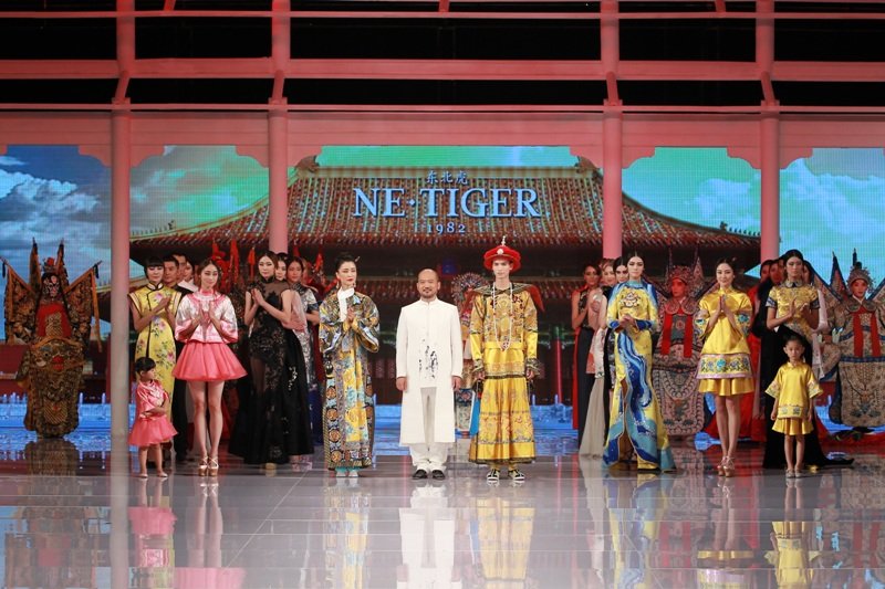 NE·TIGER 2016春夏系列高级定制华服发布会-天天时装-口袋里的时尚指南