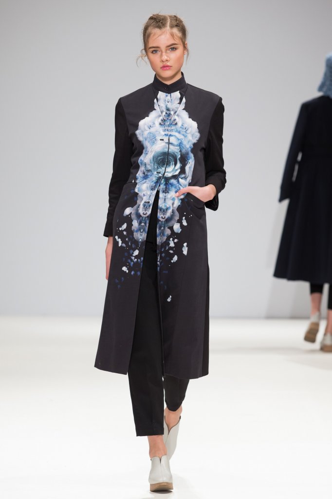 Apu Jan 2016/17秋冬高级成衣发布秀 - London Fall 2016-天天时装-口袋里的时尚指南