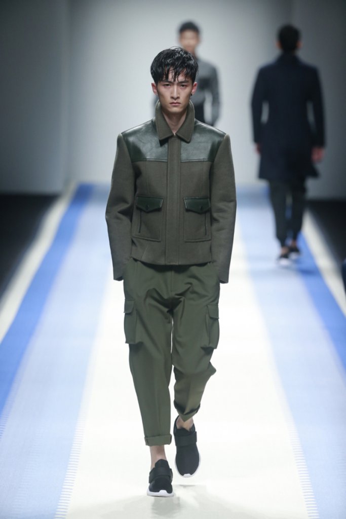 YE'S by YESIR 2016/17秋冬系列高级成衣发布秀 - Shanghai Fall 2016-天天时装-口袋里的时尚指南