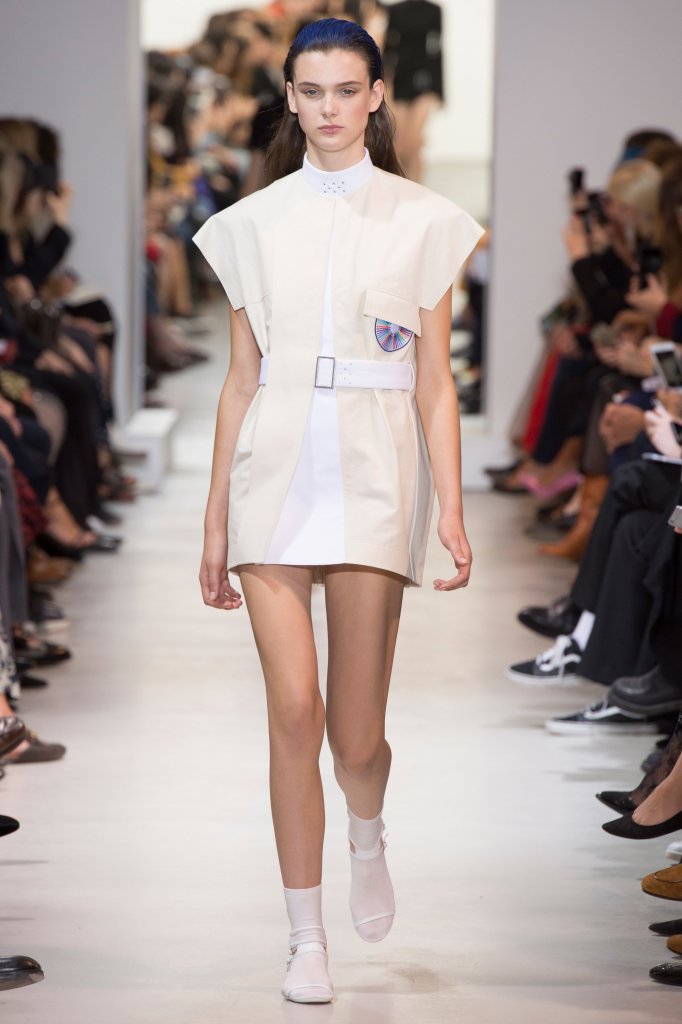 帕高 Paco Rabanne 2017春夏高级成衣发布秀 - Paris Spring 2017-天天时装-口袋里的时尚指南