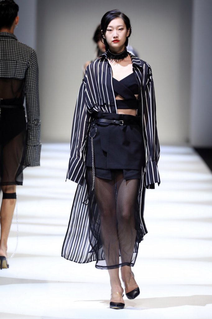 COMPLEMENTAIR 2017春夏高级成衣发布秀 - Shanghai Spring 2017-天天时装-口袋里的时尚指南