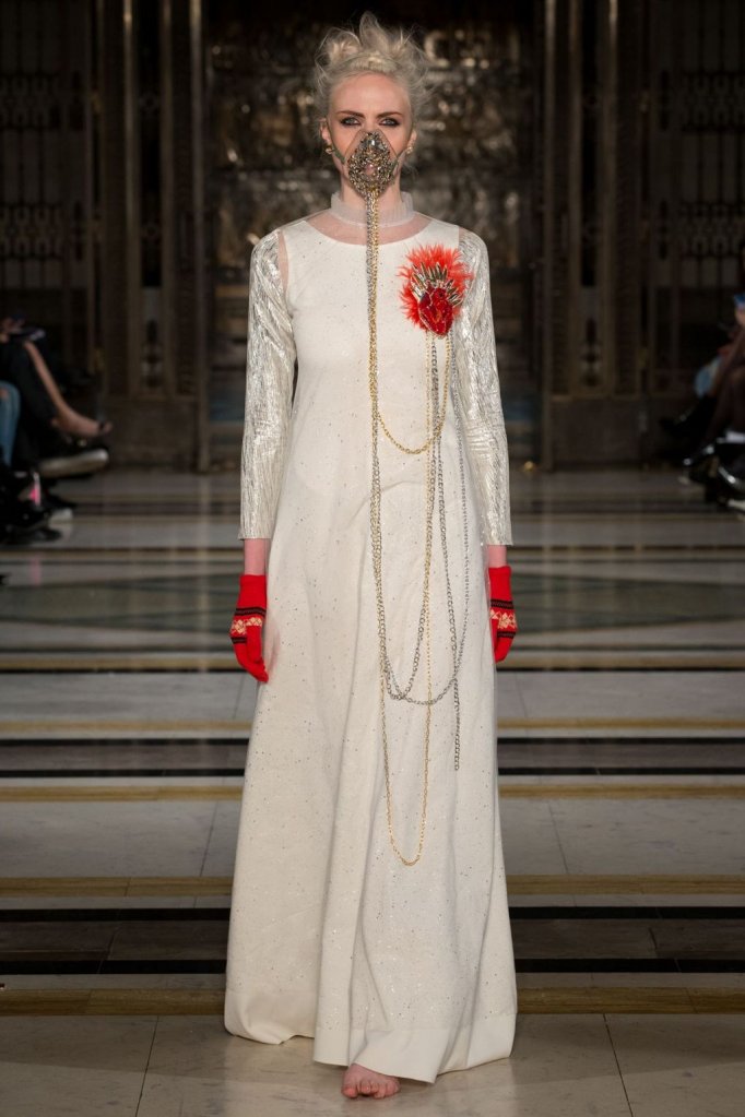 House Of Mea Felix Bendish 2017/18秋冬高级成衣发布秀 - London Fall 2017-天天时装-口袋里 ...
