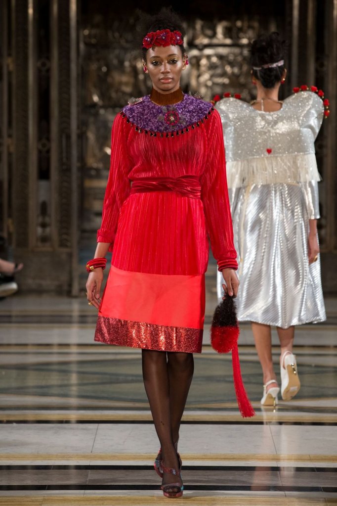 House Of Mea Felix Bendish 2017/18秋冬高级成衣发布秀 - London Fall 2017-天天时装-口袋里 ...