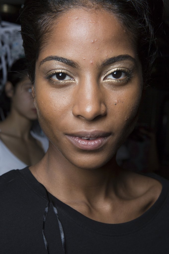 Laskaris 2017/18秋冬高级定制发布秀(后台) - Paris Couture Fall 2017-天天时装-口袋里的时尚指南