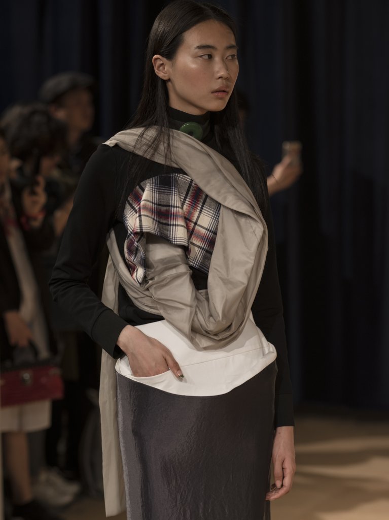 Samuel Gui Yang 2017/18秋冬高级成衣发布秀 - Shanghai Fall 2017-天天时装-口袋里的时尚指南