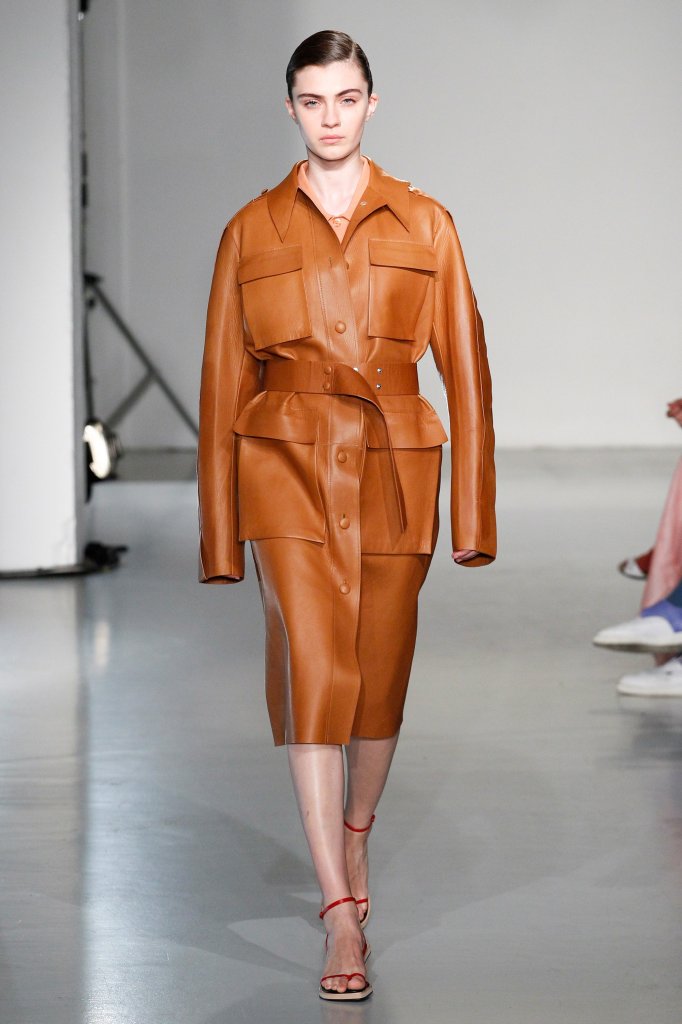 度假制服-制服 Uniform-天天时装-口袋里的时尚指南