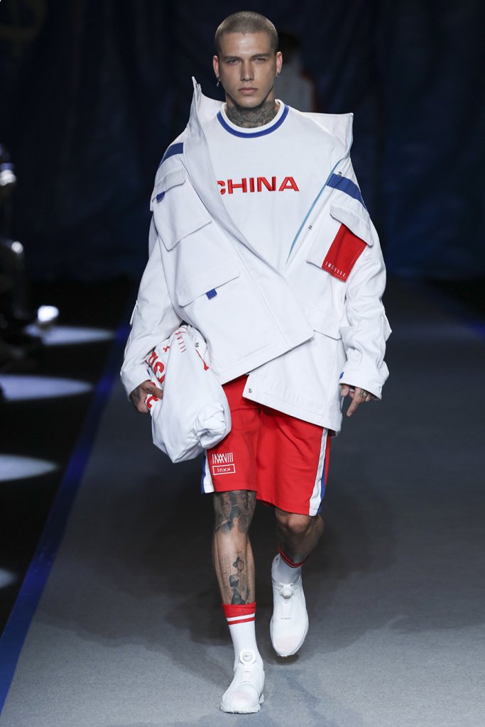 英克斯 INXX 2018春夏高级成衣发布秀 - Shanghai Spring 2018-天天时装-口袋里的时尚指南