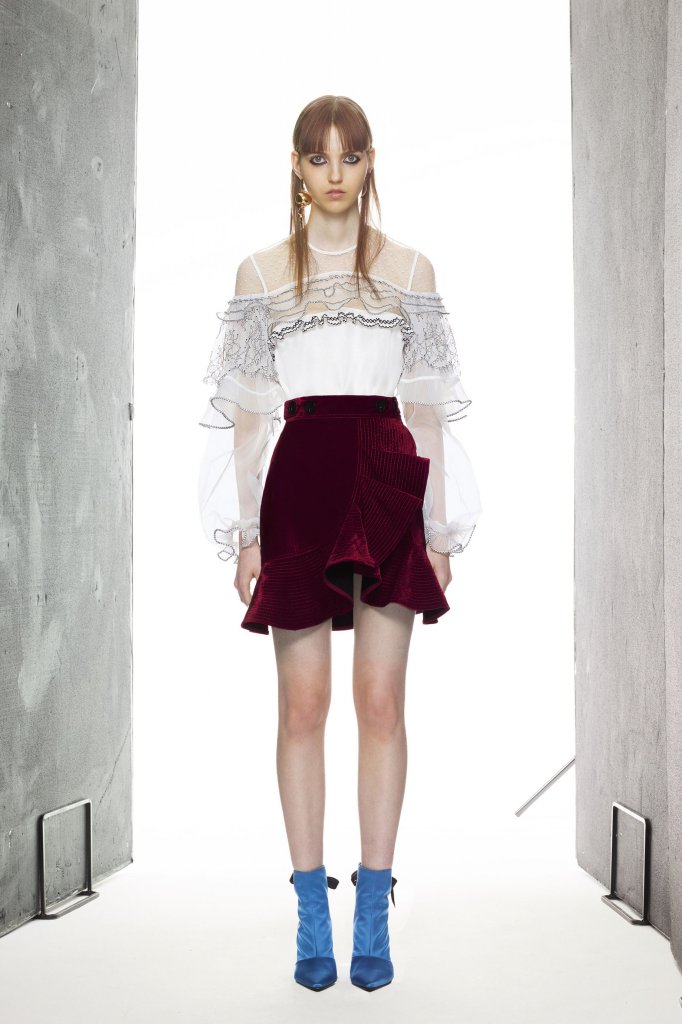 Self-Portrait 2018早春度假系列Lookbook(Resort 2018)-天天时装-口袋里的时尚指南