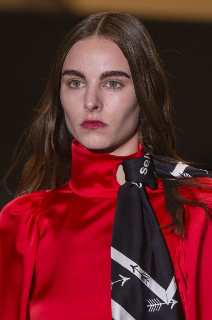 Self-Portrait 2018/19秋冬高级成衣发布秀(细节) - New York Fall 2018-天天时装-口袋里的时尚指南