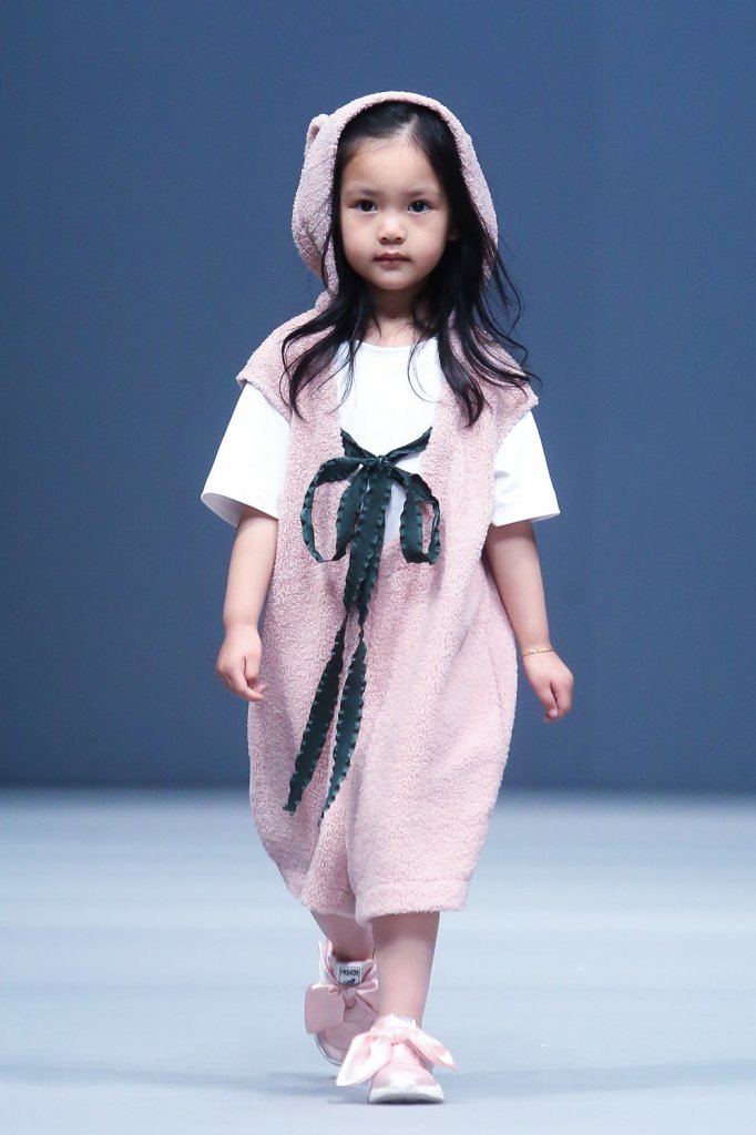 MISSOSE · 席溪 2018/19秋冬童装发布秀 - Beijing Fall 2018-天天时装-口袋里的时尚指南