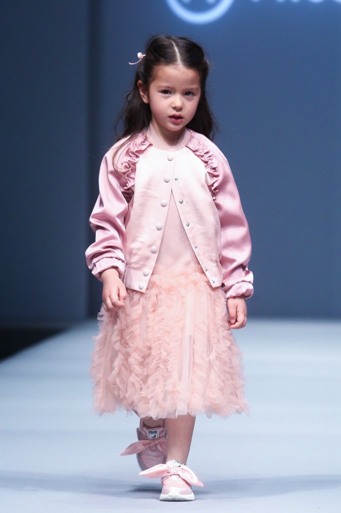 MISSOSE · 席溪 2018/19秋冬童装发布秀 - Beijing Fall 2018-天天时装-口袋里的时尚指南