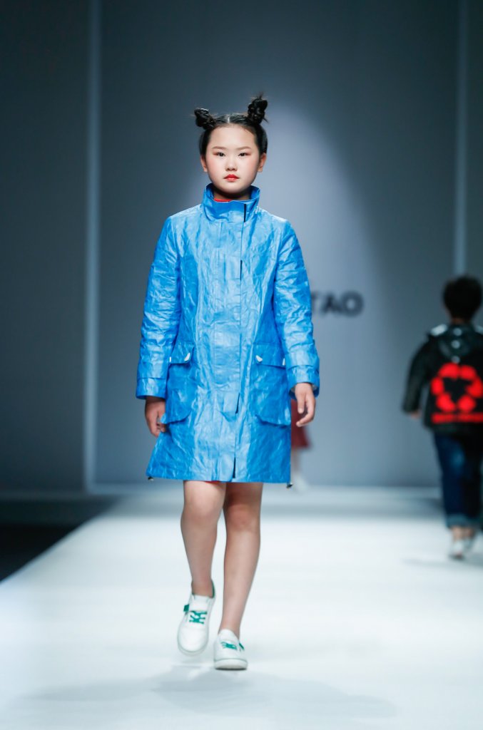 Sunhaitao · 孙海涛 2018/19秋冬童装发布秀 - Beijing Fall 2018-天天时装-口袋里的时尚指南