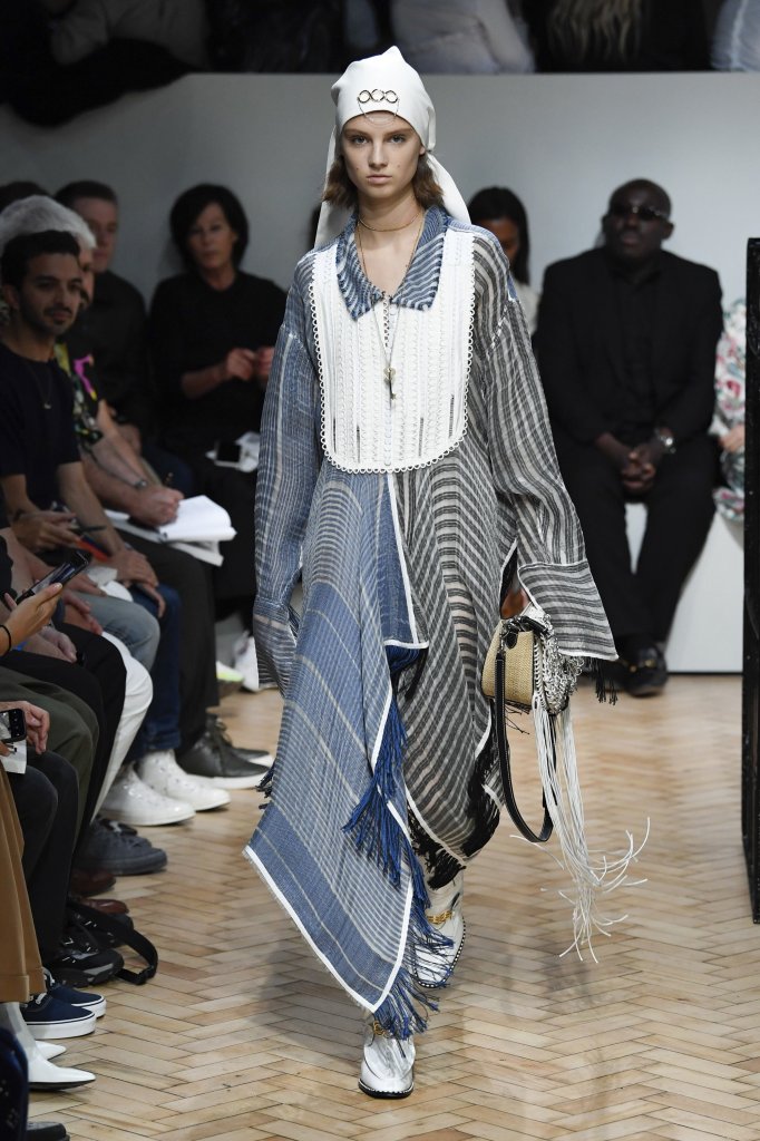 JW Anderson 2019春夏高级成衣发布秀 - London Spring 2019-天天时装-口袋里的时尚指南