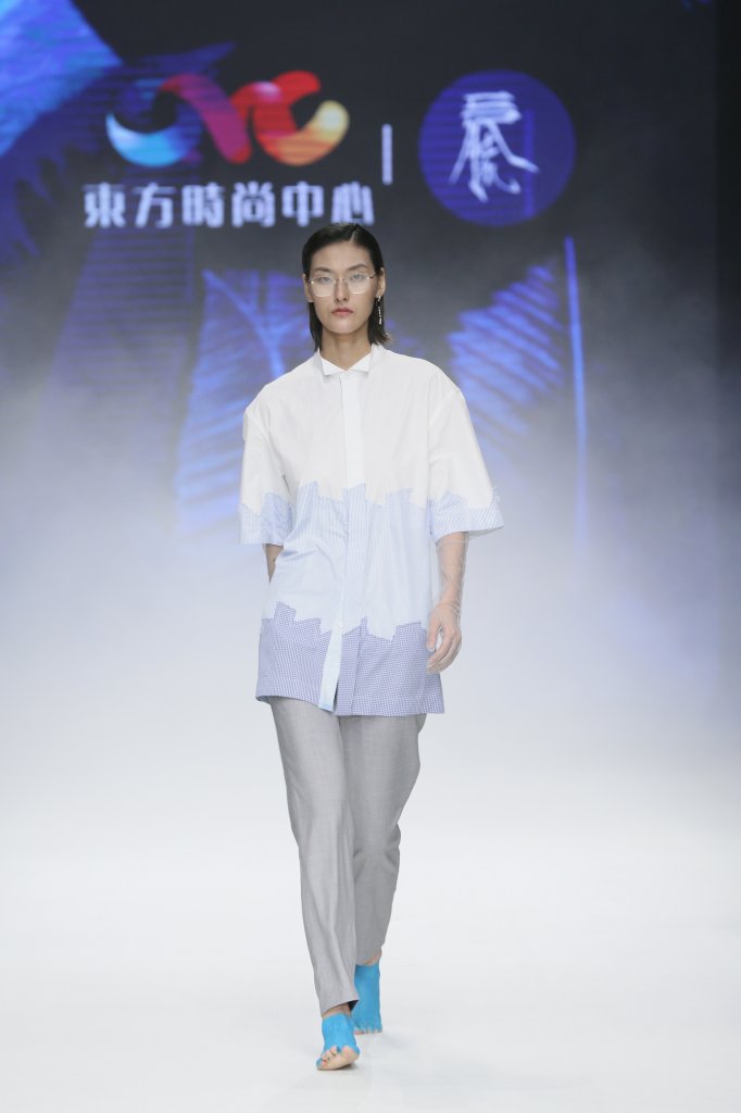 东方时尚中心×CHENGGUANGWANG·王晨光 2019春夏男装发布秀 - Beijing Spring 2019-天天时装-口袋里的时尚指南