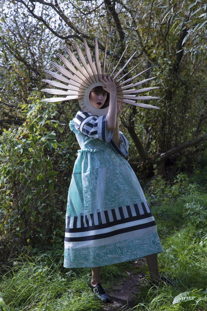 Triinu Pungits 2019春夏高级成衣Lookbook-天天时装-口袋里的时尚指南