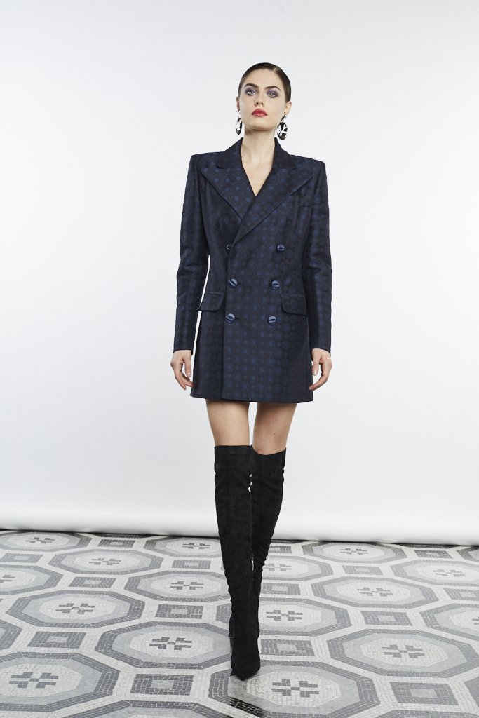 Isaia 2019/20秋冬高级成衣发布 - Milan Fall 2019-天天时装-口袋里的时尚指南