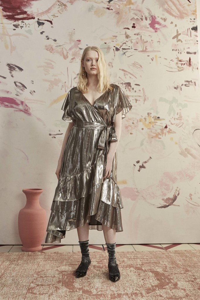 坦尼娅·泰勒 Tanya Taylor 2019/20秋冬高级成衣Lookbook-天天时装-口袋里的时尚指南