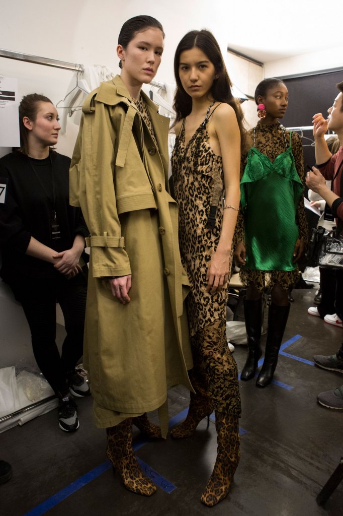 Masha Ma 2019/20秋冬高级成衣秀(后台妆容) - Paris Fall 2019-天天时装-口袋里的时尚指南