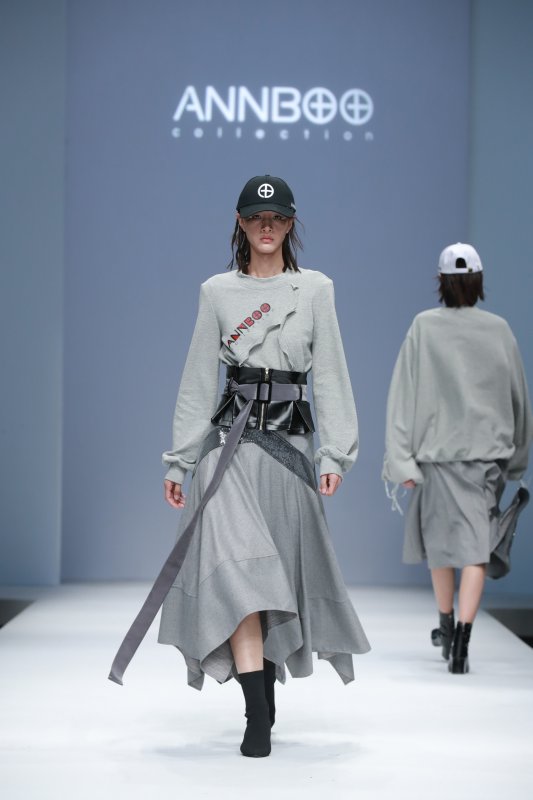 【安博 ANNBOO】安博-ANNBOO时装作品图片-天天时装-口袋里的时尚指南
