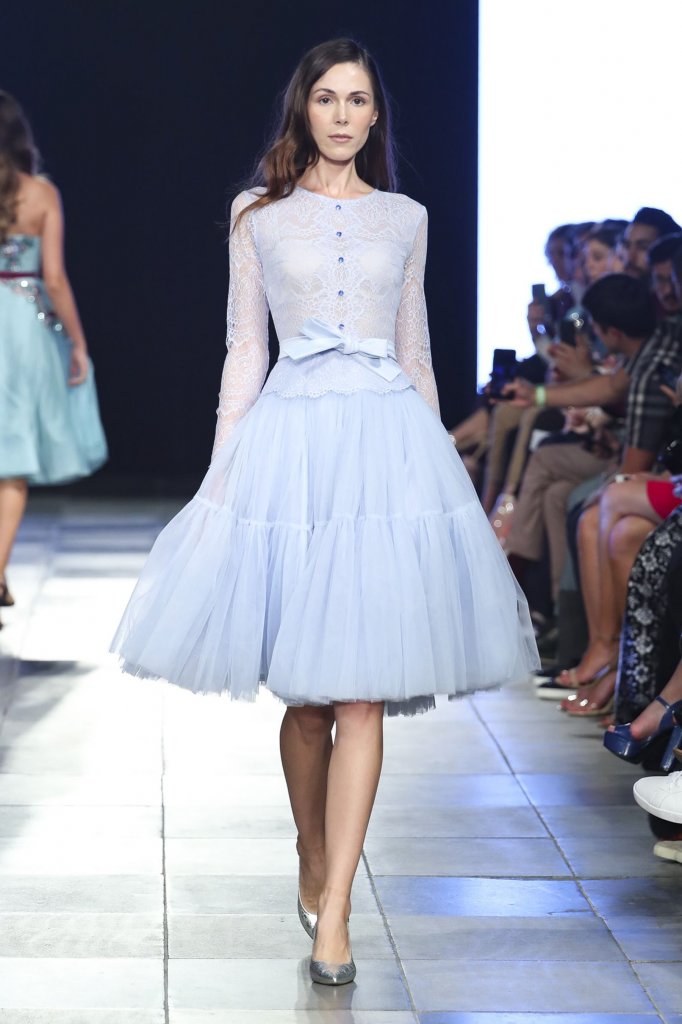 Malliny 2020春夏高级成衣秀 - Dubai Spring 2020-天天时装-口袋里的时尚指南