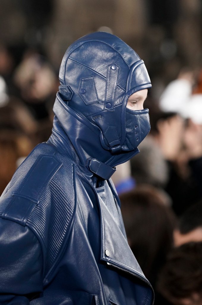 郑俊熙 Juun J 2020/21秋冬男装秀(细节) - Paris Fall 2020-天天时装-口袋里的时尚指南