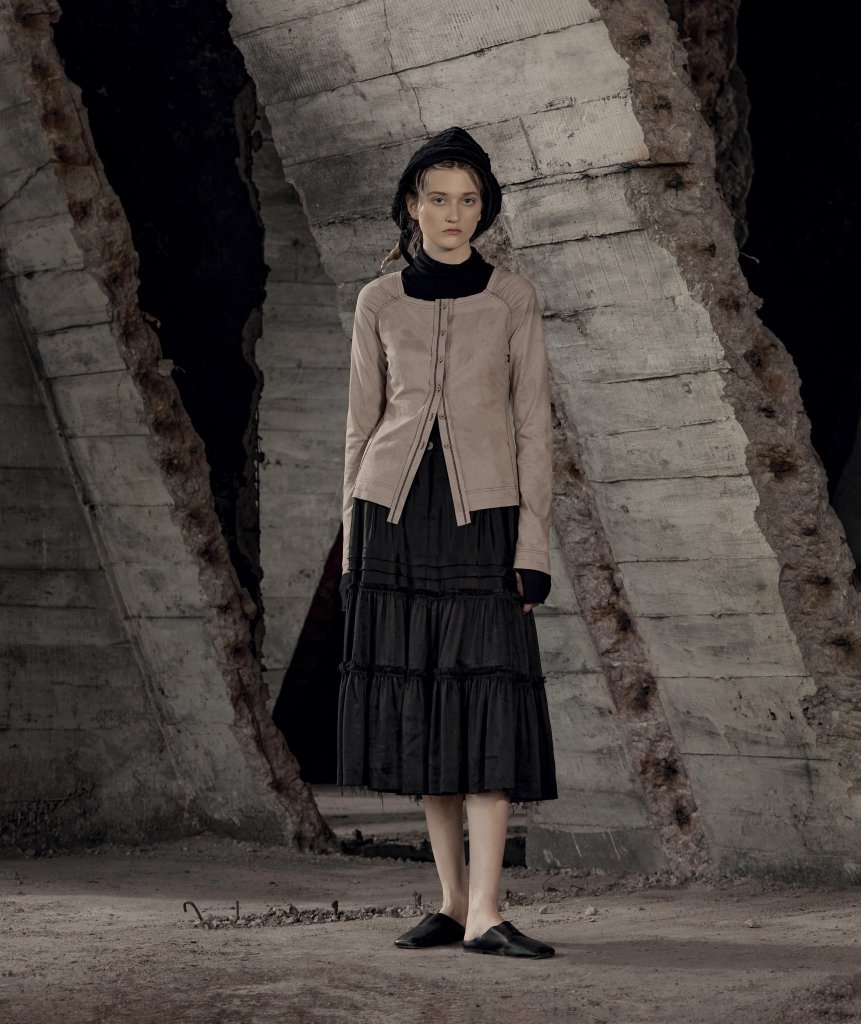 TAK LEE 2021/22秋冬高级成衣Lookbook-天天时装-口袋里的时尚指南
