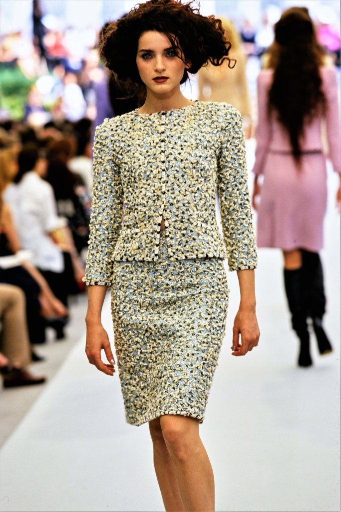 香奈儿 Chanel 1997/98秋冬高级定制秀(细节) - Couture Fall 1997-天天时装-口袋里的时尚指南