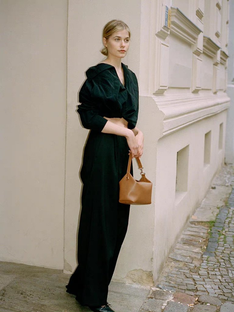 Le Abonne 2022 Spring/Summer Lookbook -天天时装-口袋里的时尚指南