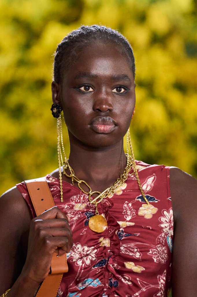 Ulla Johnson 2022/23秋冬高级成衣秀(细节) - New York Fall 2022-天天时装-口袋里的时尚指南