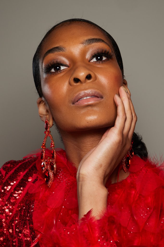 Dur Doux 2023春夏高级成衣秀(后台妆容) - New York Spring 2023-天天时装-口袋里的时尚指南