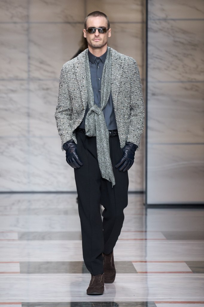 乔治·阿玛尼 Giorgio Armani 2023/24秋冬男装秀 - Milan Fall 2023-天天时装-口袋里的时尚指南