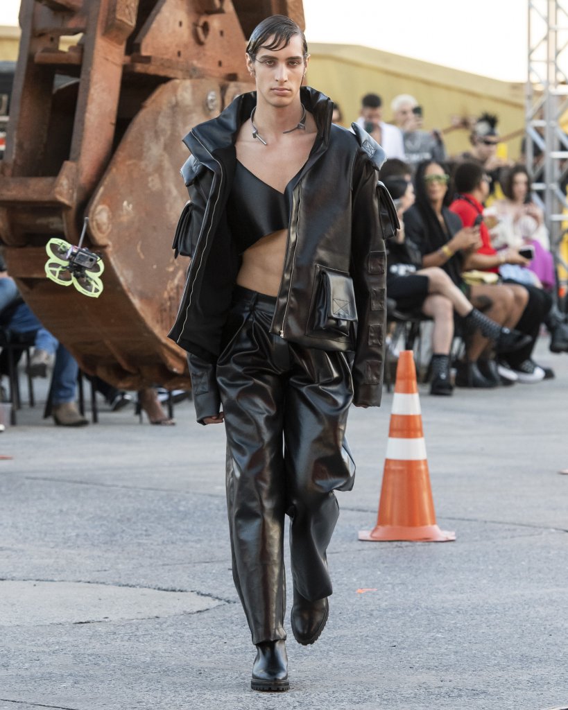 Forca Studio 2024春夏高级成衣秀 - N55 São Paulo Spring 2024-天天时装-口袋里的时尚指南