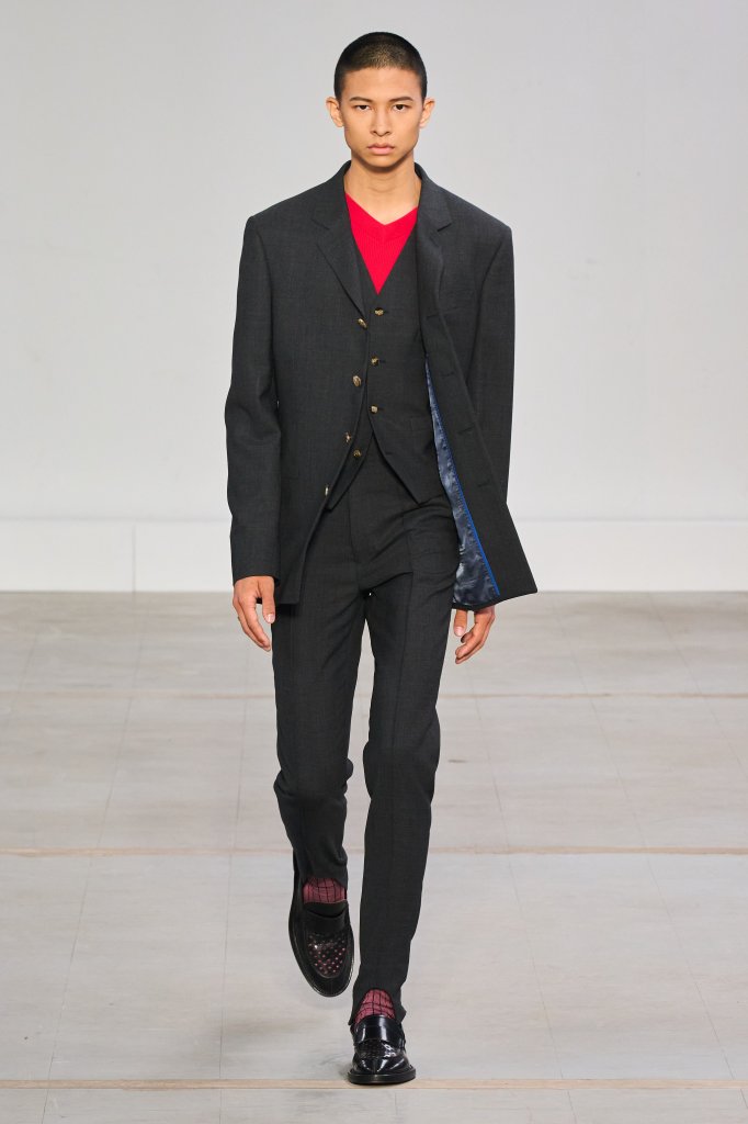 保罗·史密斯 Paul Smith 2024春夏男装秀 - Paris Spring 2024-天天时装-口袋里的时尚指南