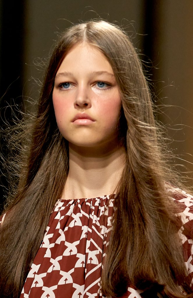 Leonard Paris 2024春夏高级成衣秀(细节) - Paris Spring 2024-天天时装-口袋里的时尚指南