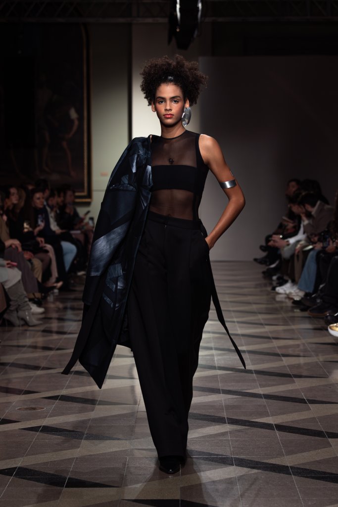 THEFOUR 2024/25秋冬高级成衣秀 - Budapest Fall 2024-天天时装-口袋里的时尚指南