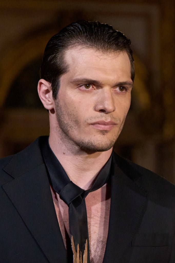 Robert Abi Nader 2024/25秋冬高级定制秀(细节) - Couture Fall 2024-天天时装-口袋里的时尚指南