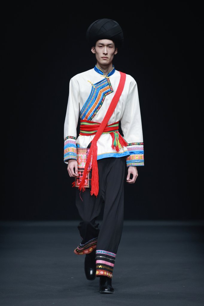 “非遗四川 · 百城百艺” | 盐边 · 傈僳族服饰-天天时装-口袋里的时尚指南